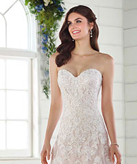 Essense of Australia | Designer Wedding Dress - Bride To Be Reading